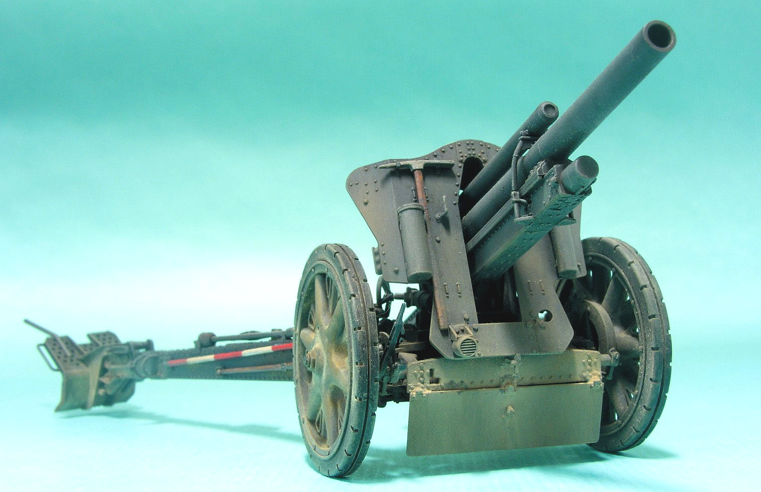 AFV Club 35050 1/35 German leFH18 10.5cm Howitzer – mbgmodels.com